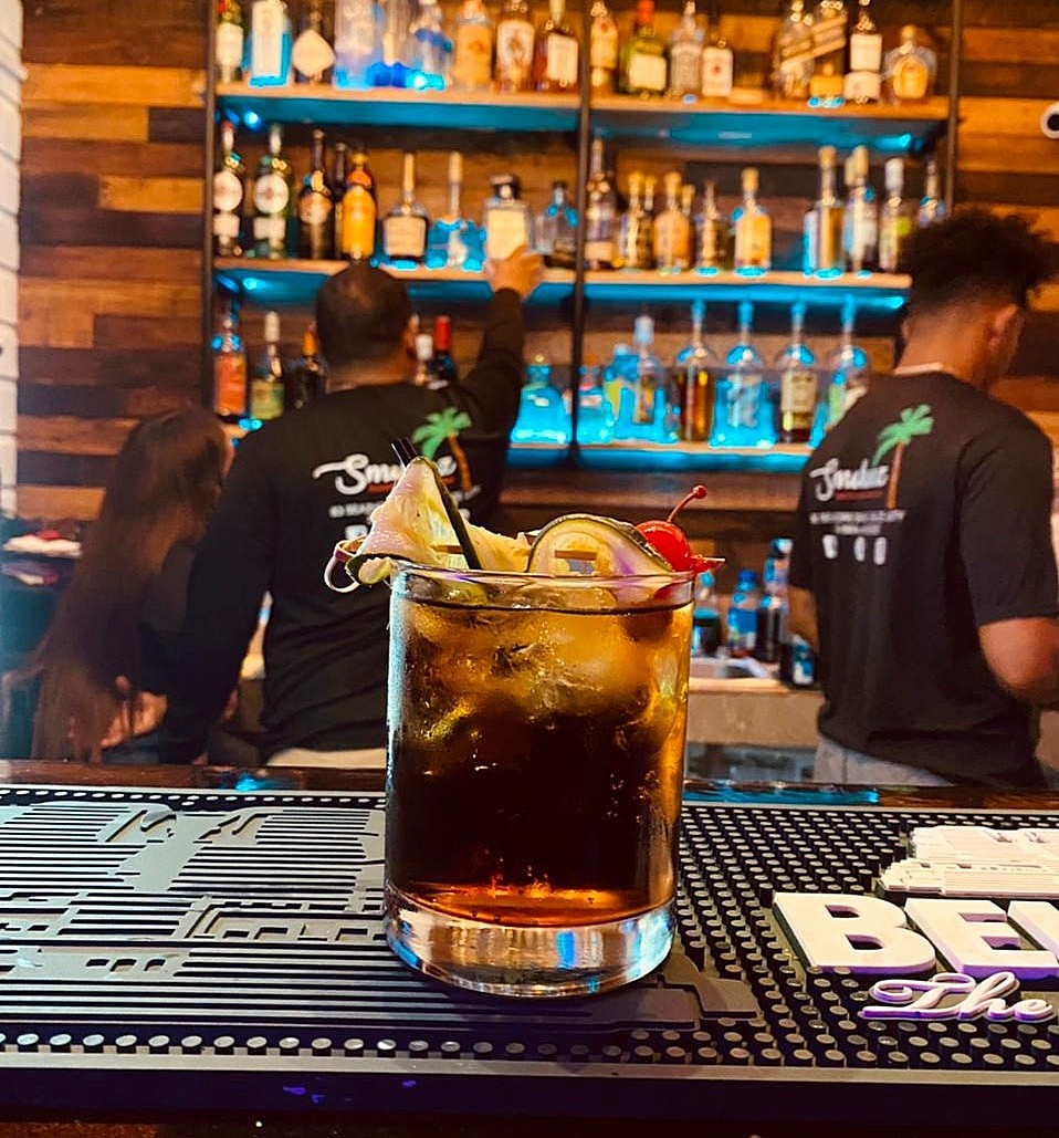 Explore Smokeez Seaside Restaurant & Bar Location, Map, And Brand Info